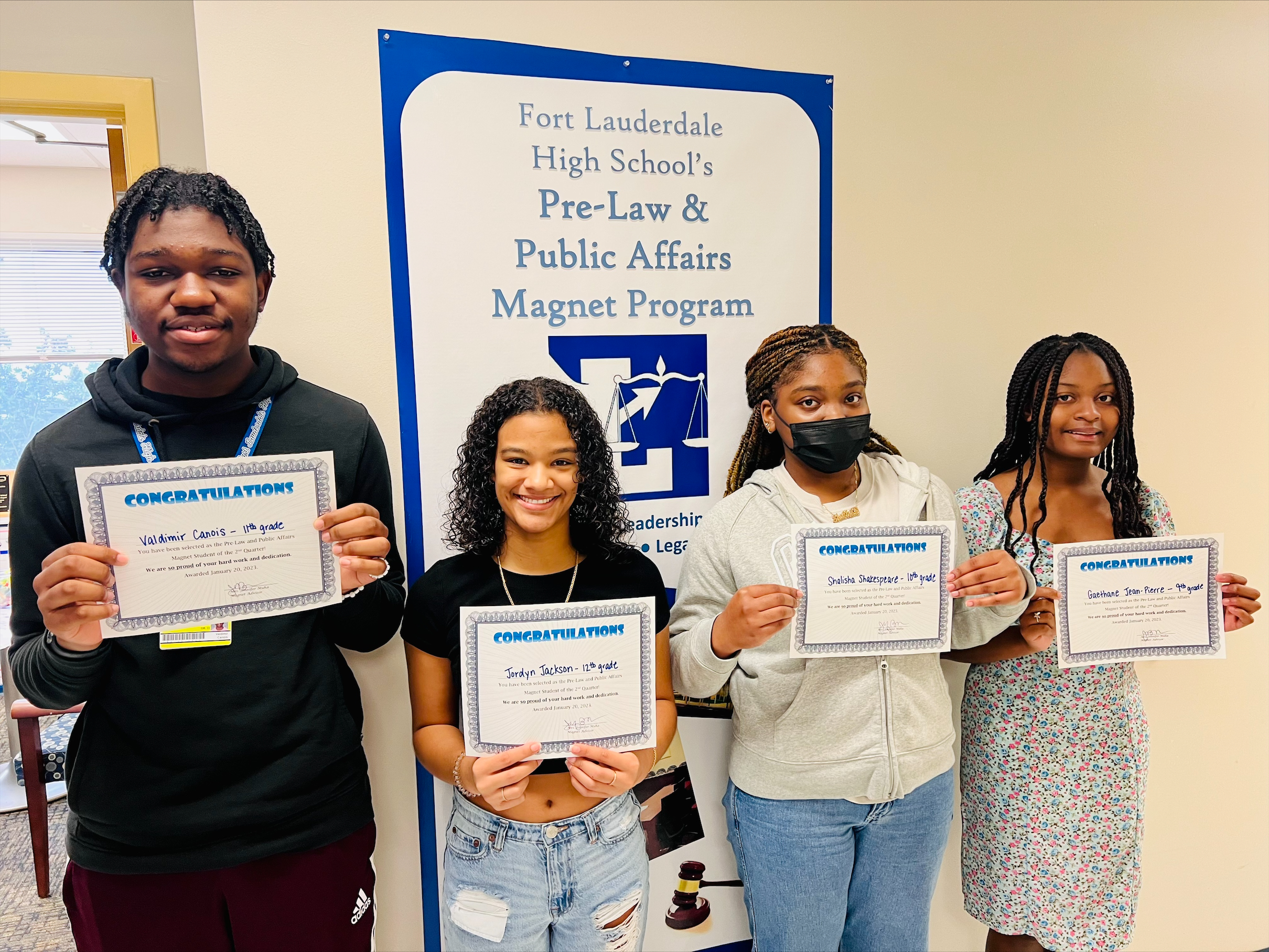 Pre-Law Magnet Students Recognized for Their Excellence – The Navigator